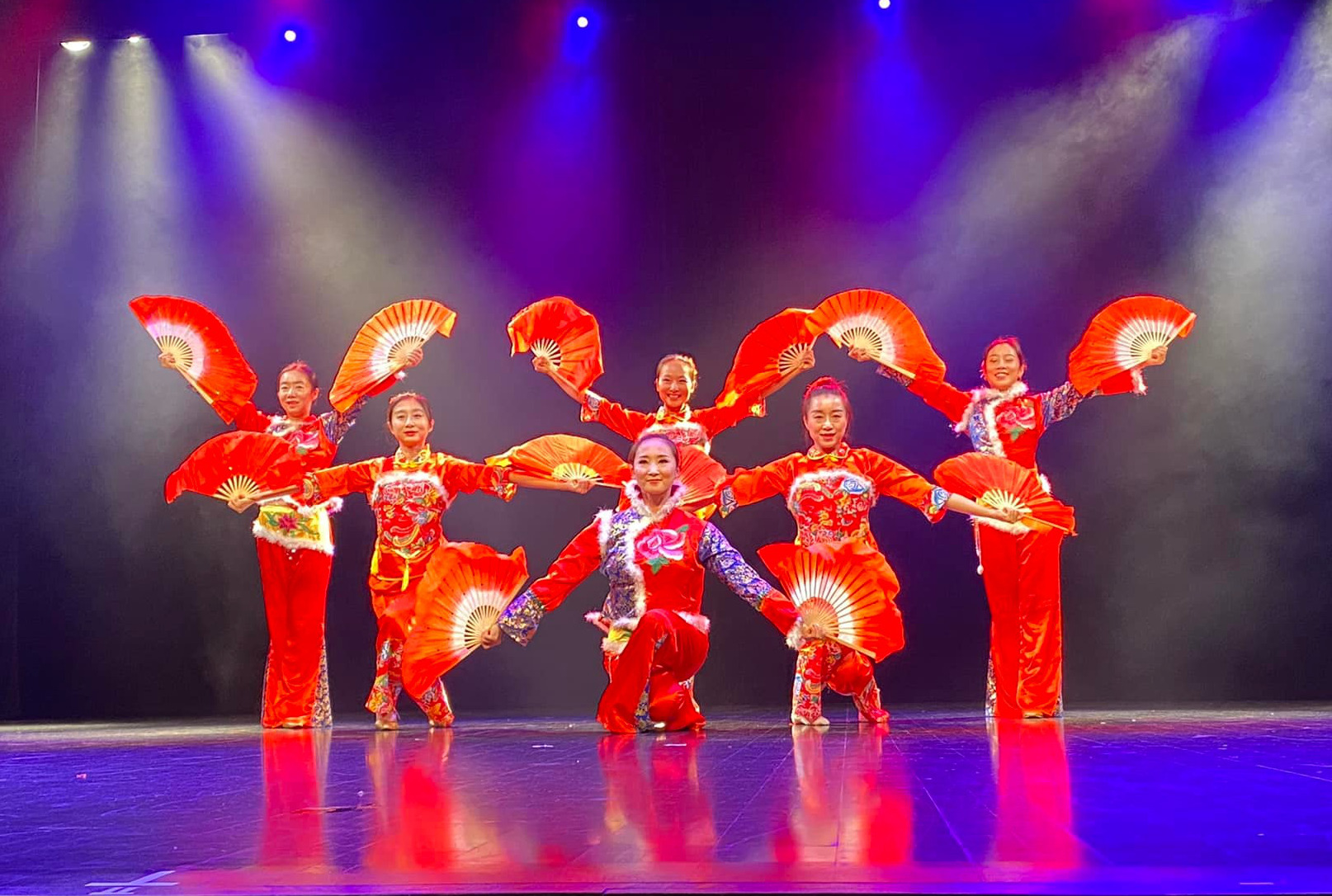 Chine : voiles, danses & acrobaties | Institut Confucius